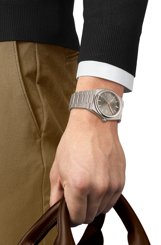 Collezione di orologi Tissot PRX per Uomini | Tissot® Italia